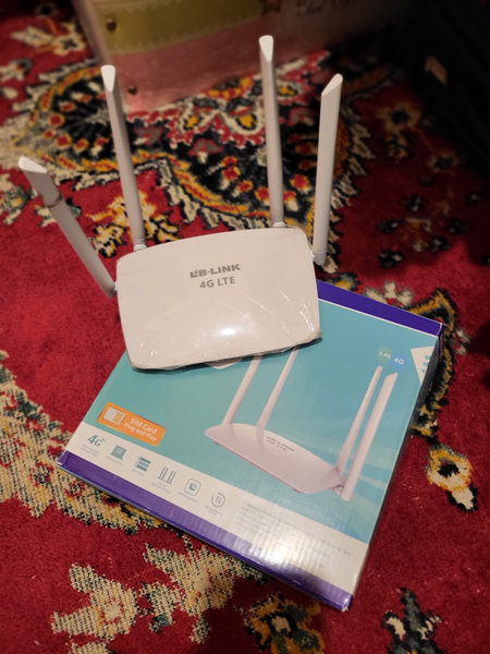 Роутер 4 g новый