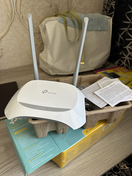 Wi-Fi роутер tp-link N300 сотилади