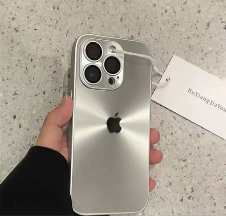 Чехлы на iPhone 15 pro max