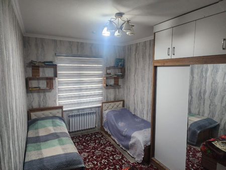Дом янги дархон 2 этаж 3 комната