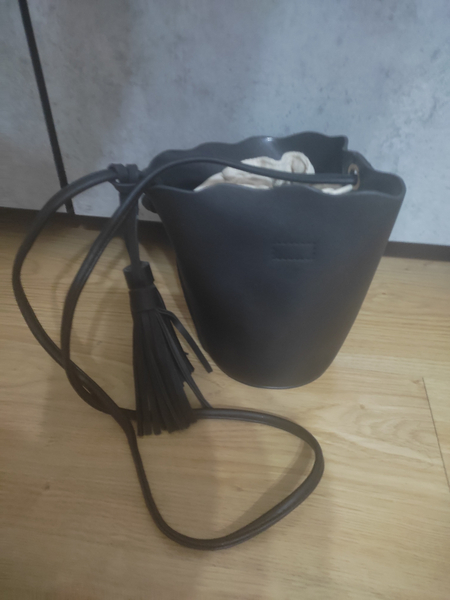 Новые сумочки-ведро от miniso