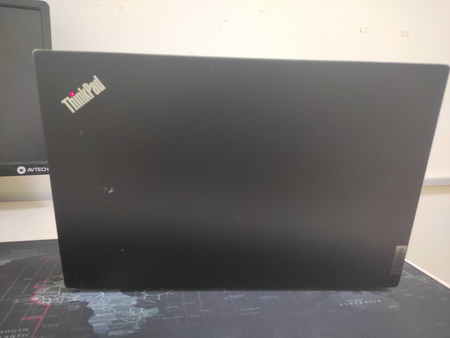 O`qituvchi va talabalar uchun kuchli noutbuk lenovo i5 8/256