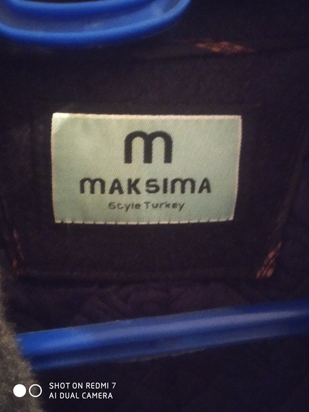 Erkaklar kiyimi Palto sotiladi