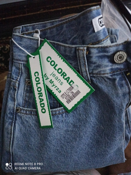 Продам новые джинсы