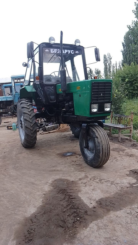 MTZ Belarus 80 x