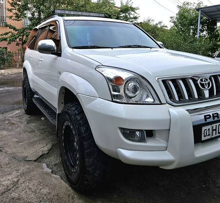 Sotiladi Toyota Land Cruiser Prado FJ120
