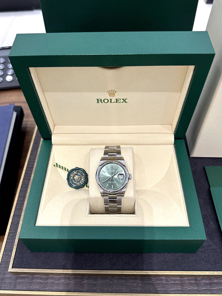 NEW Rolex Datejust 36 mm Steel 126200