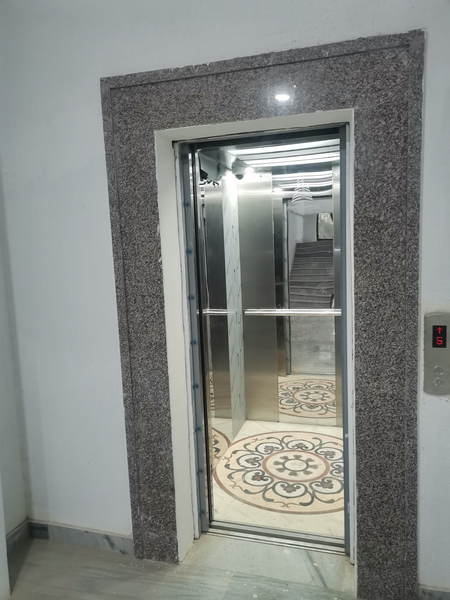 Pallaza Novostroyka  TTZ Ahmad Yugnakida  50.3kv Dom sotiladi