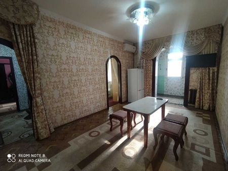 Продается квартира 2*3/4/4 на Ялангоч №90