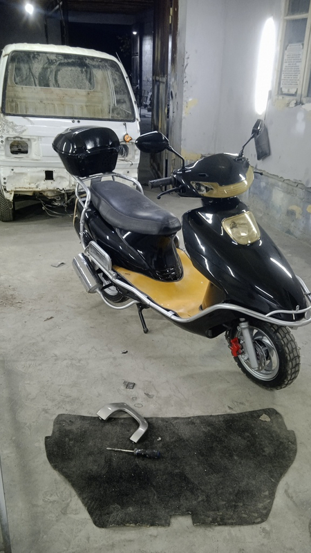 Skuter Sotiladi Honda Honda
