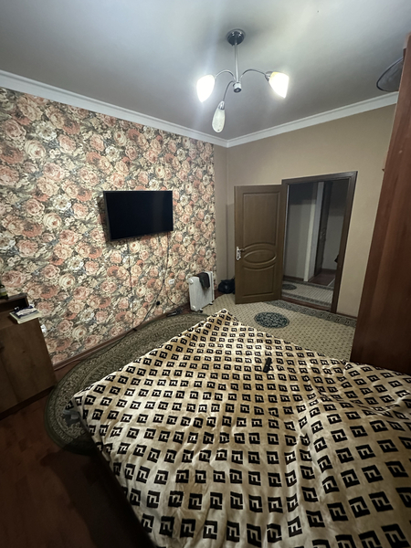 2 xonali kv sotiladi