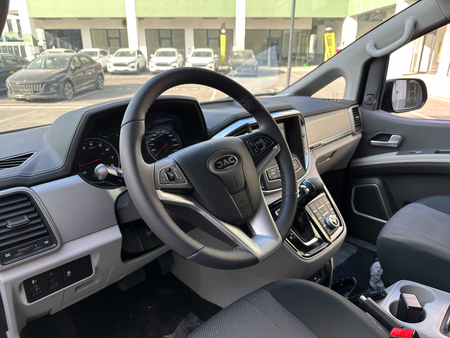 Автомат JAC M4 минивэн сотувда мавжуд таййор