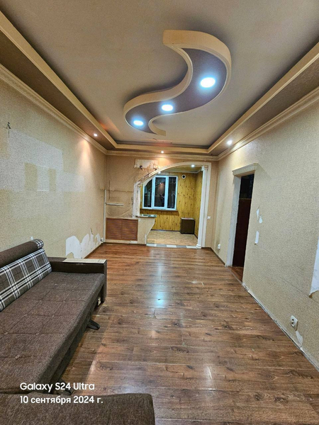 Продам 1в2 ком квартиру на Ферузе (ЭКО базар)
