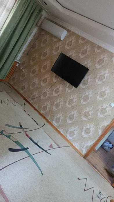 Буз 2 ,Ялангач м-в   3/2/2   Экобазар  49 шк.