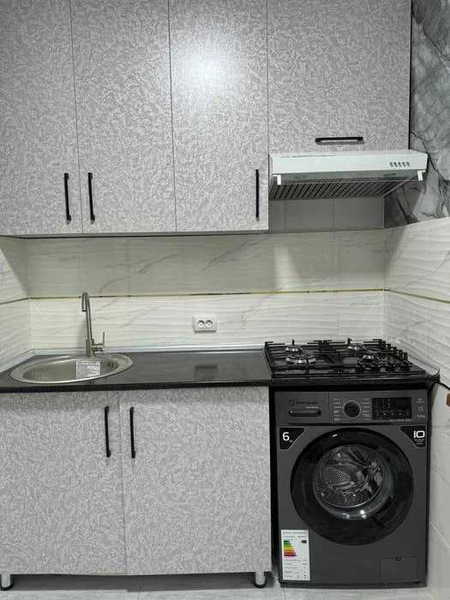 Срочно продается 2/2/4 квартира Ор-р:Транспортный инст. Пл 56м² (США)