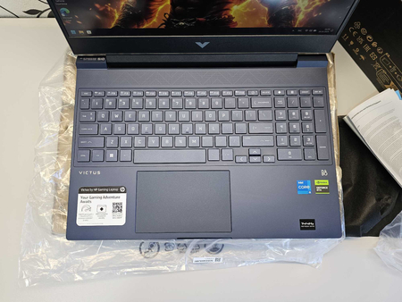ПРОДАМ VICTUS 15-FA1093DX ГЕЙМЕРСКИЙ Ноутбук Core™ i5-13420H и RTX3050
