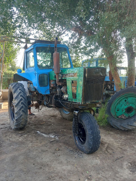 Mtz 80 sotiladi Buxoro viloyati