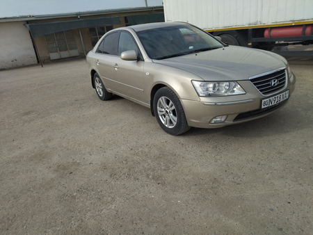 Hyundai sonata nf sotiladi