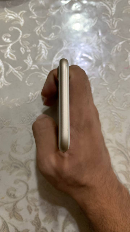 Iphone 7  128gb.