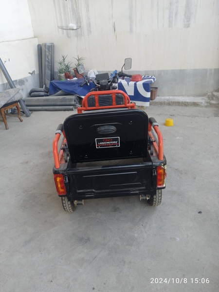 Elektrmoto sotiladi