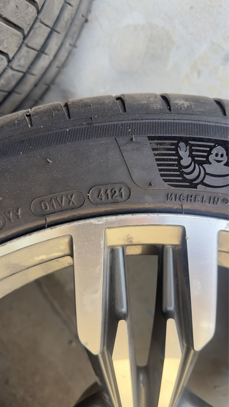 Michelin Pilot Sport 5