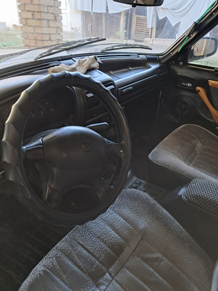 Srochno prodayotsya VOLGA 3102