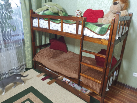 Продам Двух Ярусную Кровать.  Размер 190×82. В комплекте с Ящиками.