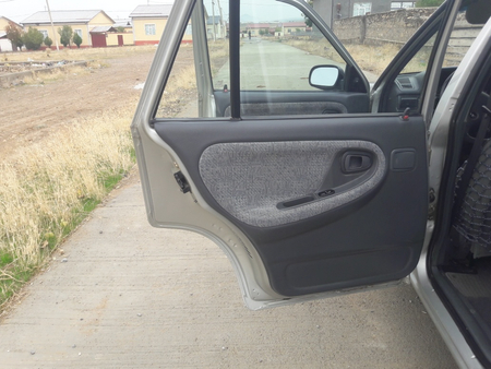 Nexia 1 2004 yil xamma joyi radnoy 100% probegi xalol 95000