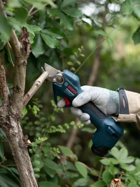 Садовые ножницы Bosch Pro Pruner