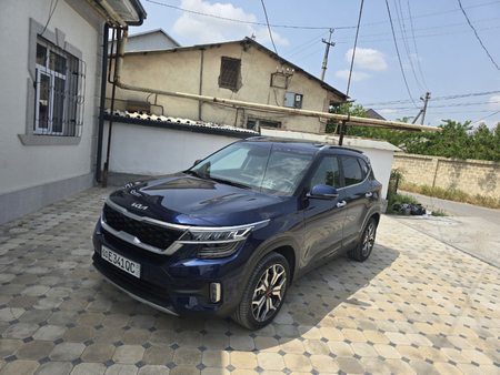 Продаётся авто Kia seltos. 2022 год. Пробег 20.000 полный фул