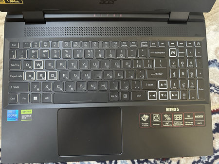 Acer nitro 5 core i 7. Rtx 4060