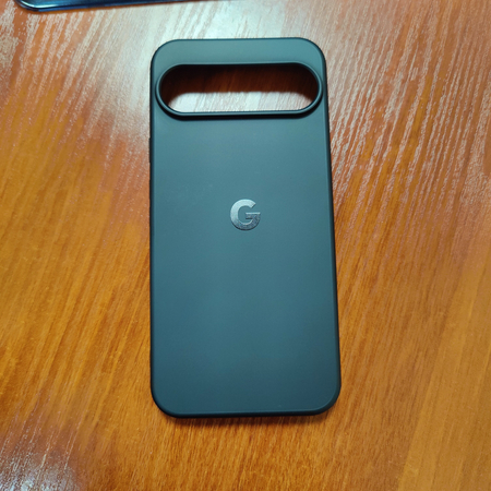 Pixel 4 / 5 / 6a / 6 / 6 pro / pixel 7a / 7 /  7 pro spigen gilof