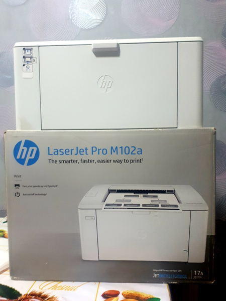 hp Laser Jet Pro M102a printeri sotiladi