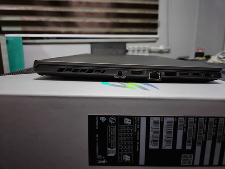 Продаю свой игровой ноутбук Asus Rog Zephyrus G15