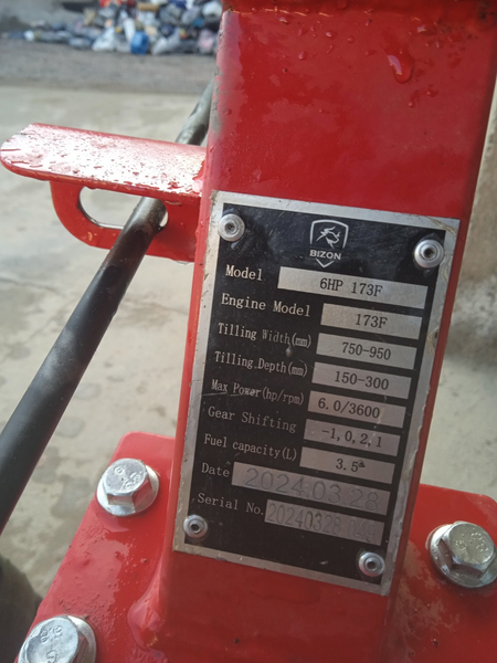 Bizon mini traktor