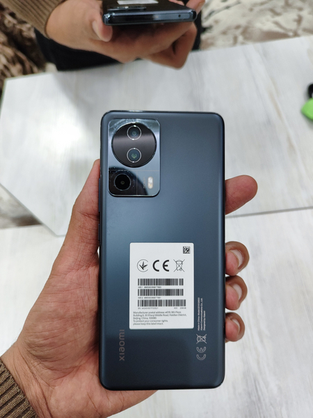 Xiaomi 13 lite (mi 13 lite ) sotiladi,8/256Gb xotira