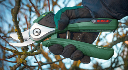 Аккумуляторный секатор BOSCH EasyPrune
