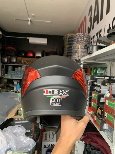 Ibk dot black kaska