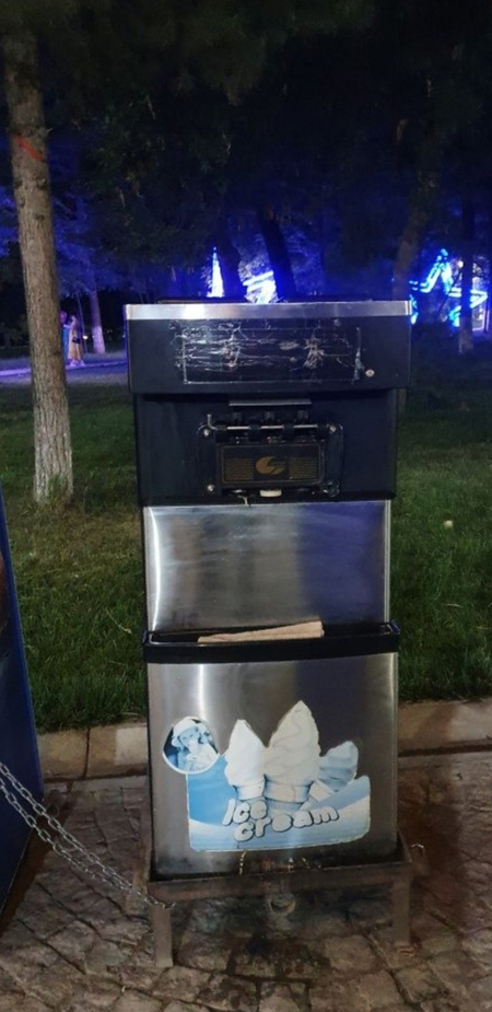 Morojni Frezer aparat