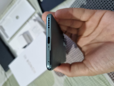 Honor 90 5G 8/256GB sirochni sotiladi