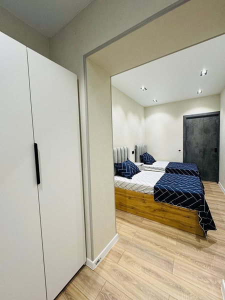 Новомосковская 2в3/3/4 кирпич 77серия  2*6м²  60м²