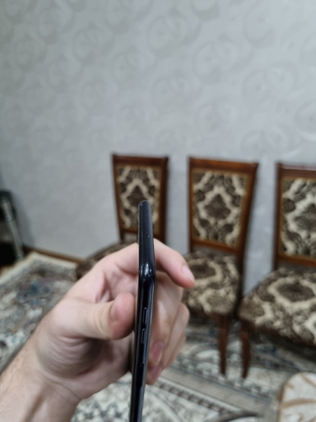 Samsung a7(2018), 4/64гб