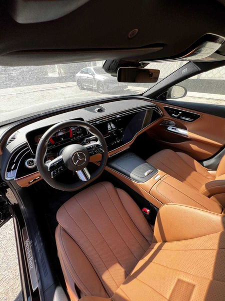 Mercedes benz E200
