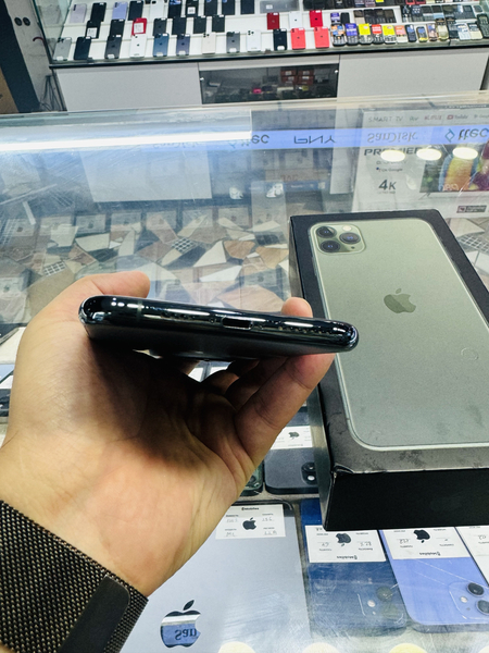 iPhone 11 Pro Max 256 gb green ideal
