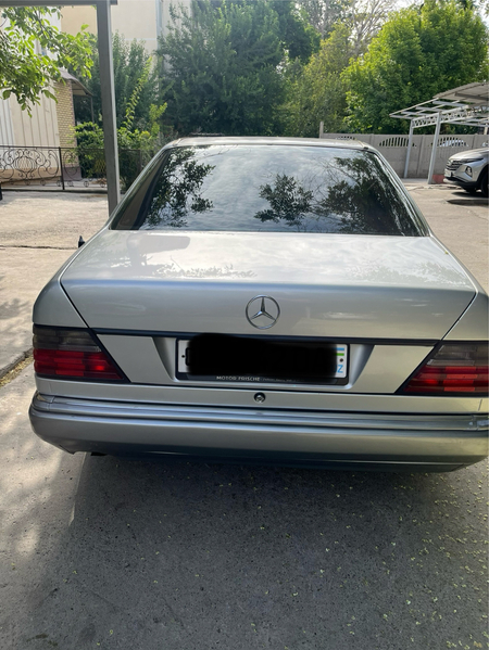Продаётся Mercedes Benz Coupe 124