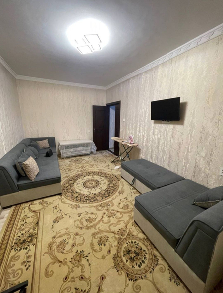 Массив Феруза  1в2х комнатная 450