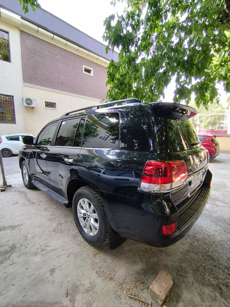 Land Cruiser 200 V8 SFX 95