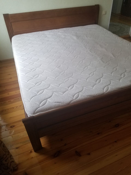 Продам кравать с матрасом