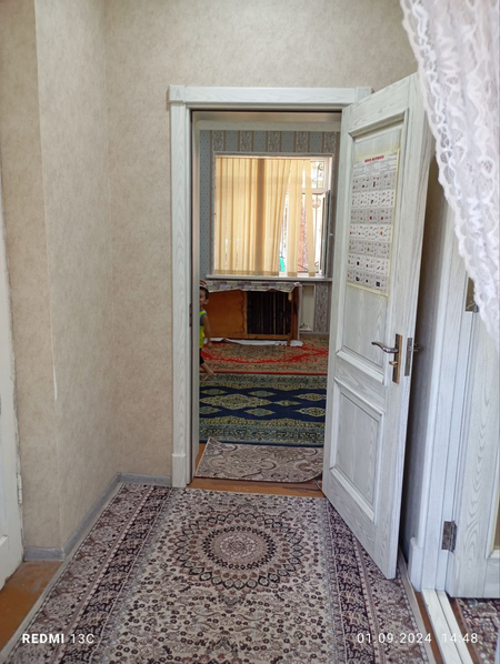 Продаётся дом 3 сот 5 ком рынок Малика ул Усташирин Ифтихор