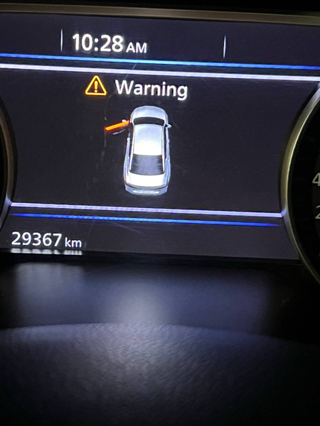 Продаю свою машину Nissan Altima.